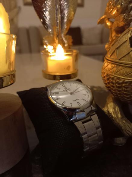 Royal Quartz Watch