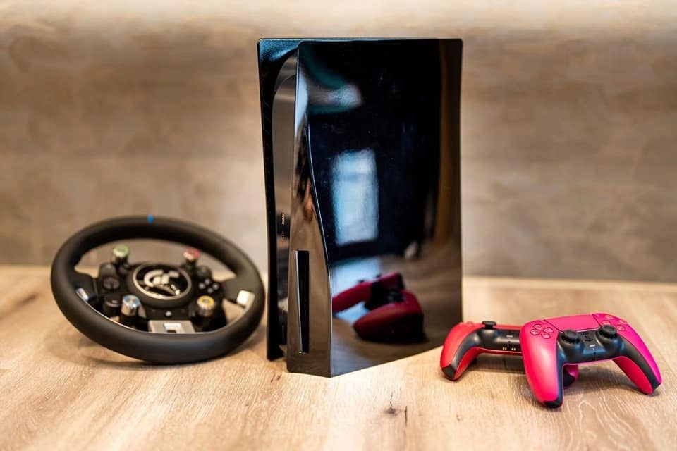 Jet Black PS5 Console Covers Disc Edition