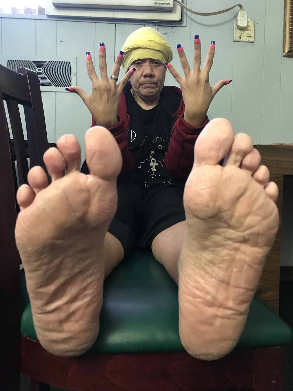 Size 10 African/Dominican Standing SOLE Interview Of Miss Rosa