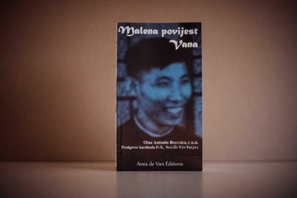 Malena povijest Vana- Otac Antonio Boucher