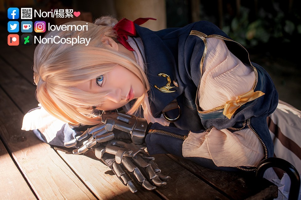 20/11 [20P+1V] Violet Evergarden (薇爾莉特♥正裝)