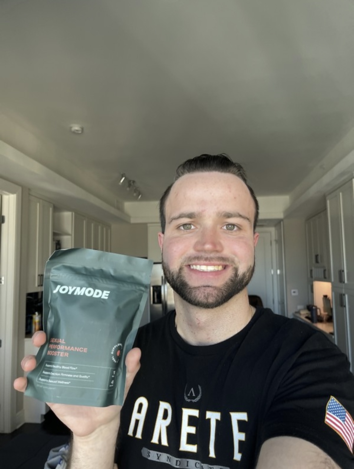 I’m Getting Paid To Take Selfies… - Joe Parpheniuk I’m Getting Paid To Take Selfies… - Joe Parpheniuk