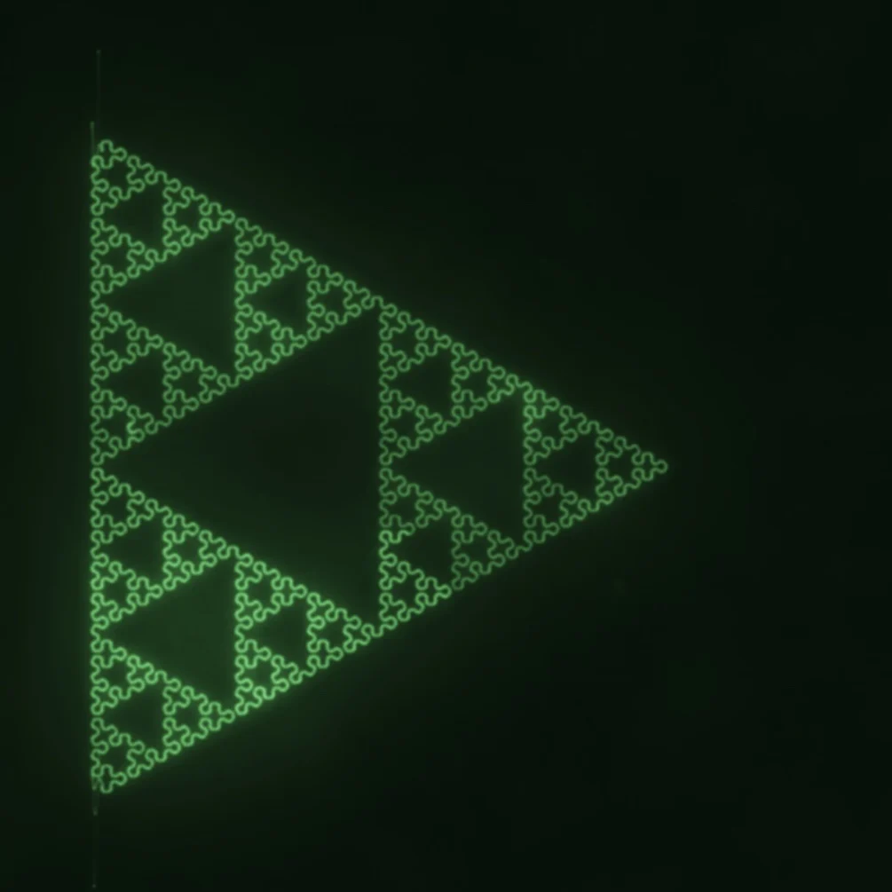 Drawing fractals in osci-render with a new add-on! - James H Ball