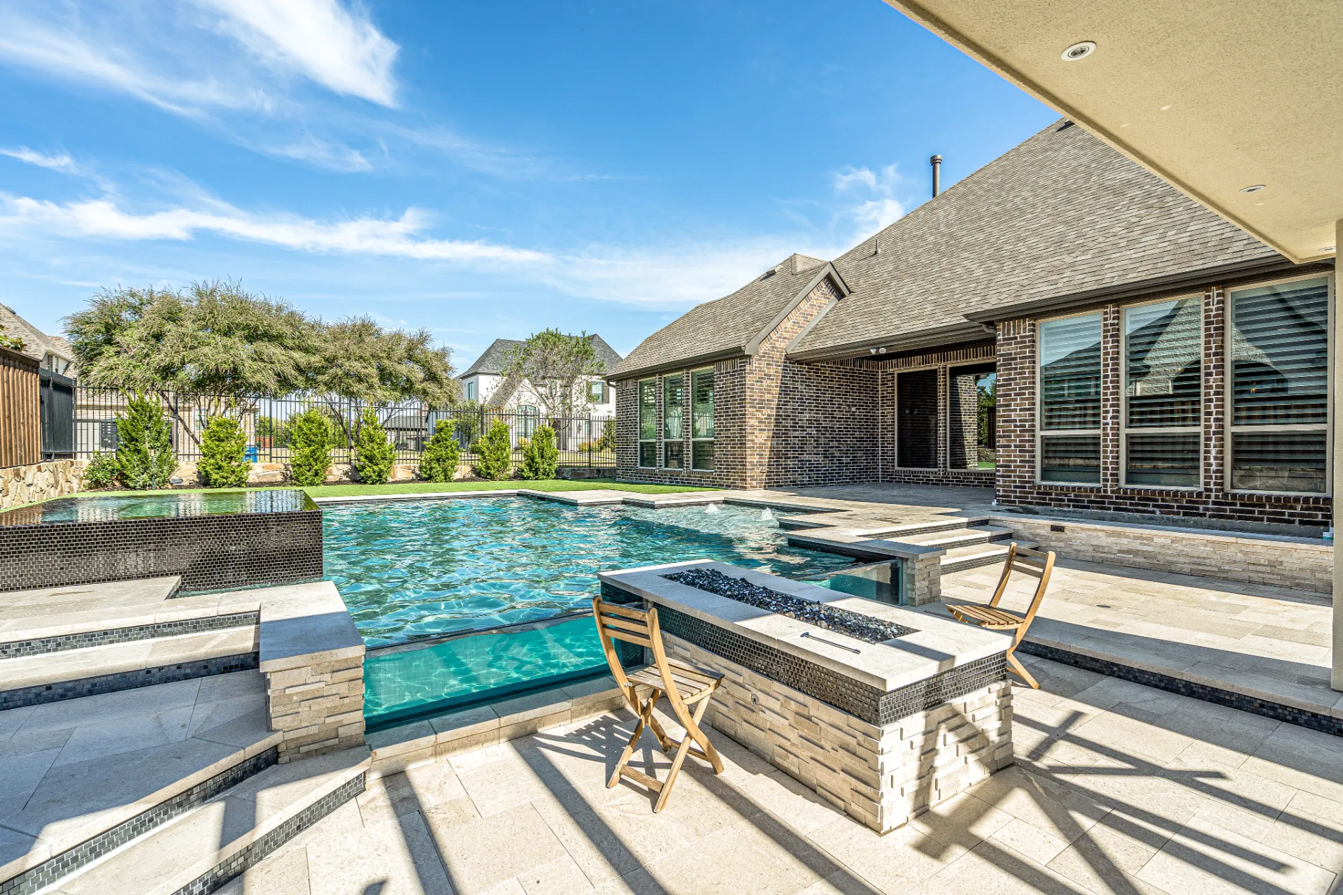 Top Swimming Pool Contractors in Dallas TX: Custom Pool Builders You Can Trust