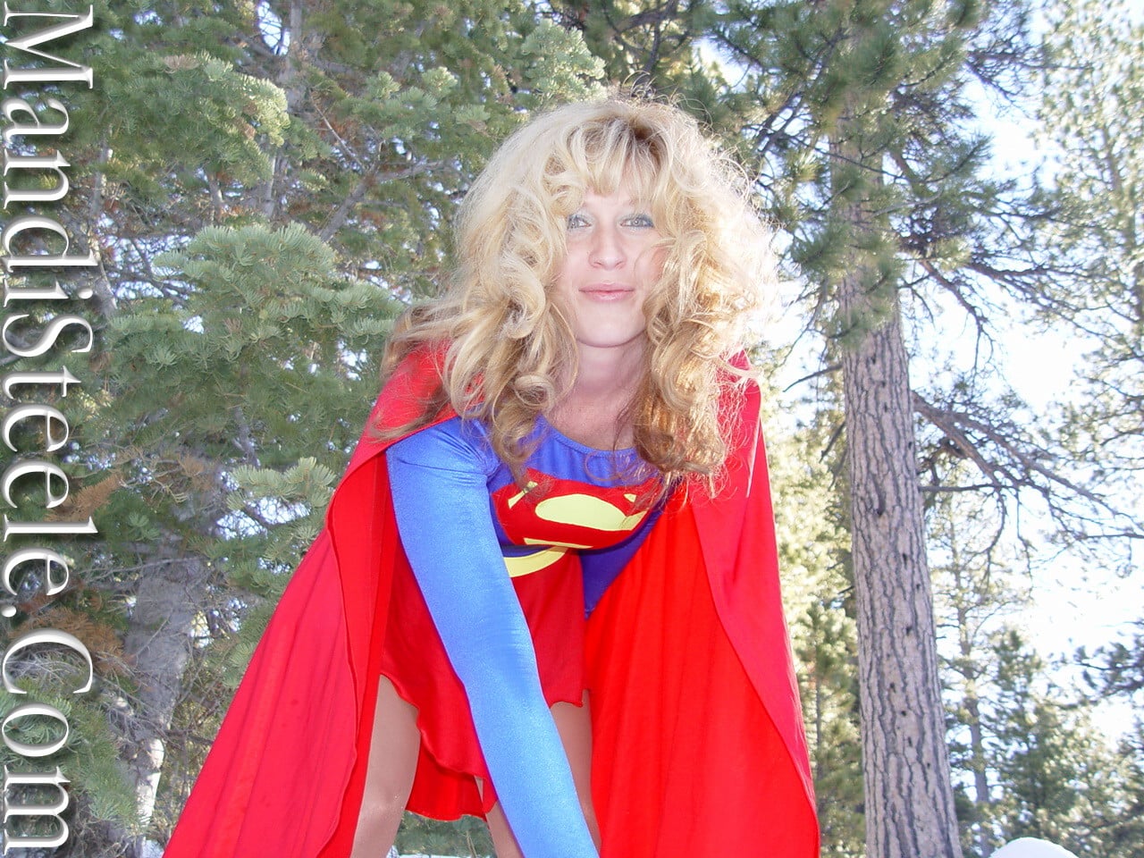 Mandi Steele in Super Winter a sexy winter Supergirl superheroine ...