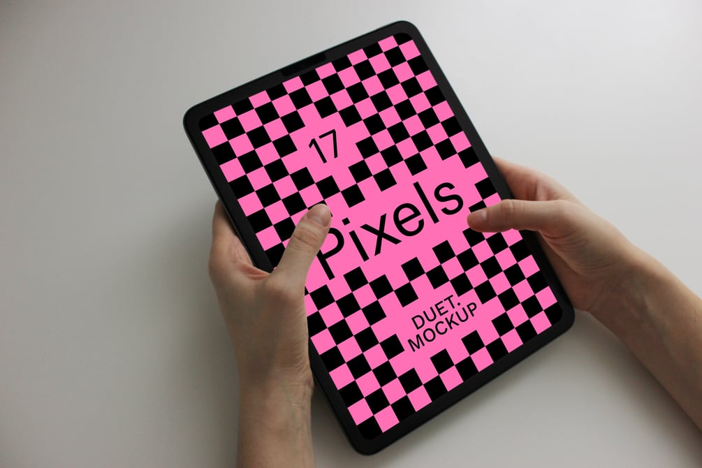 Pixels iPad_17 Mockup