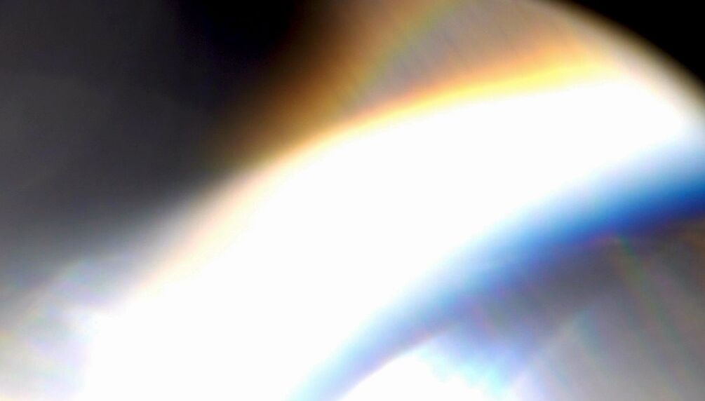 White Light Leaks for Transitions and Overlays in 4K