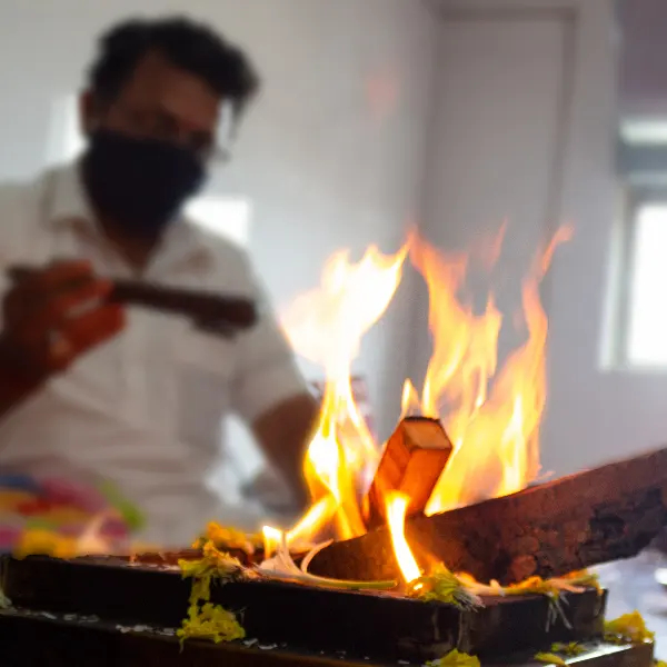 Book Pandit for Ganesh Puja Online | Ganpati Pooja With Zero Hassles