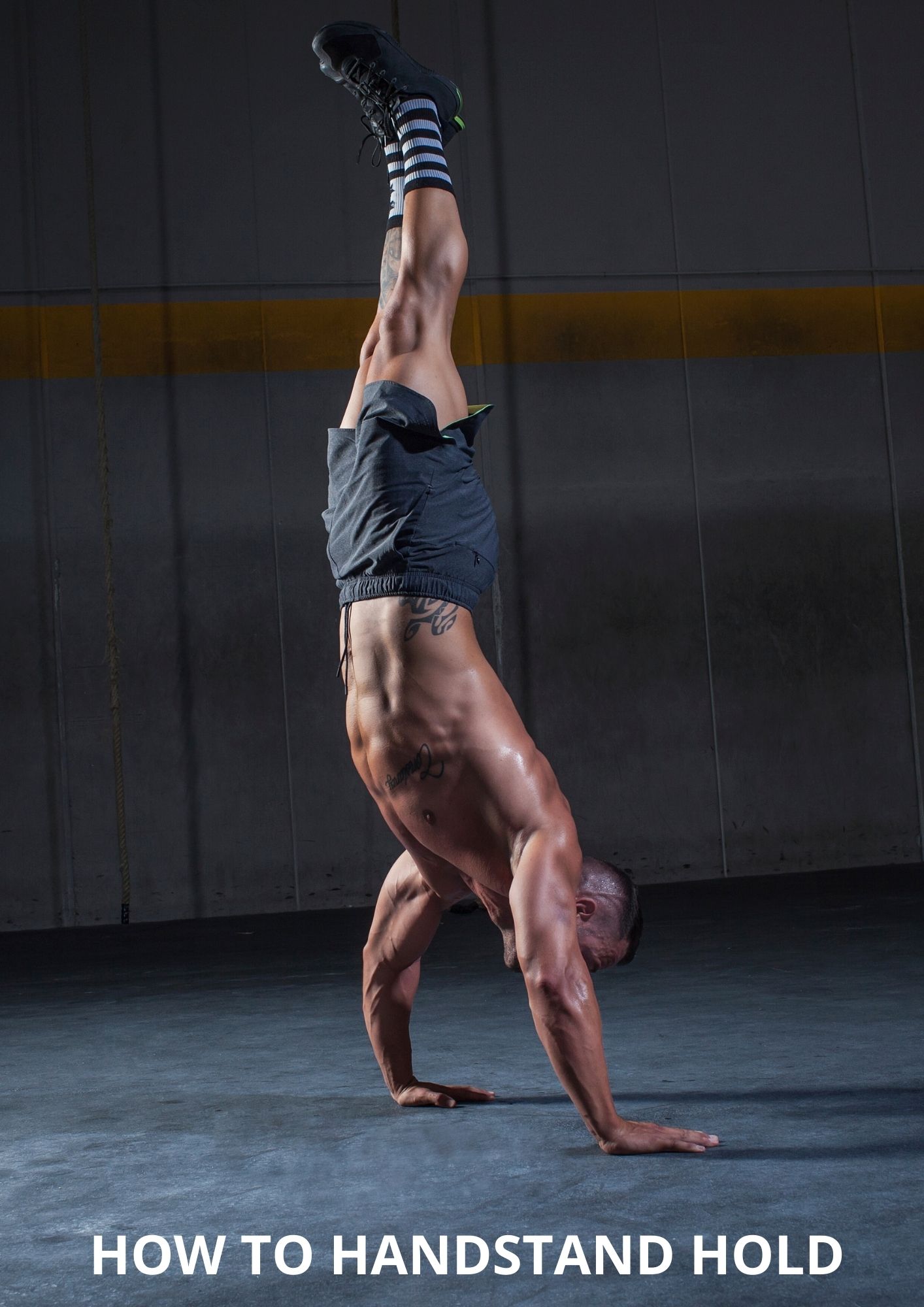 HOW TO HANDSTAND HOLD