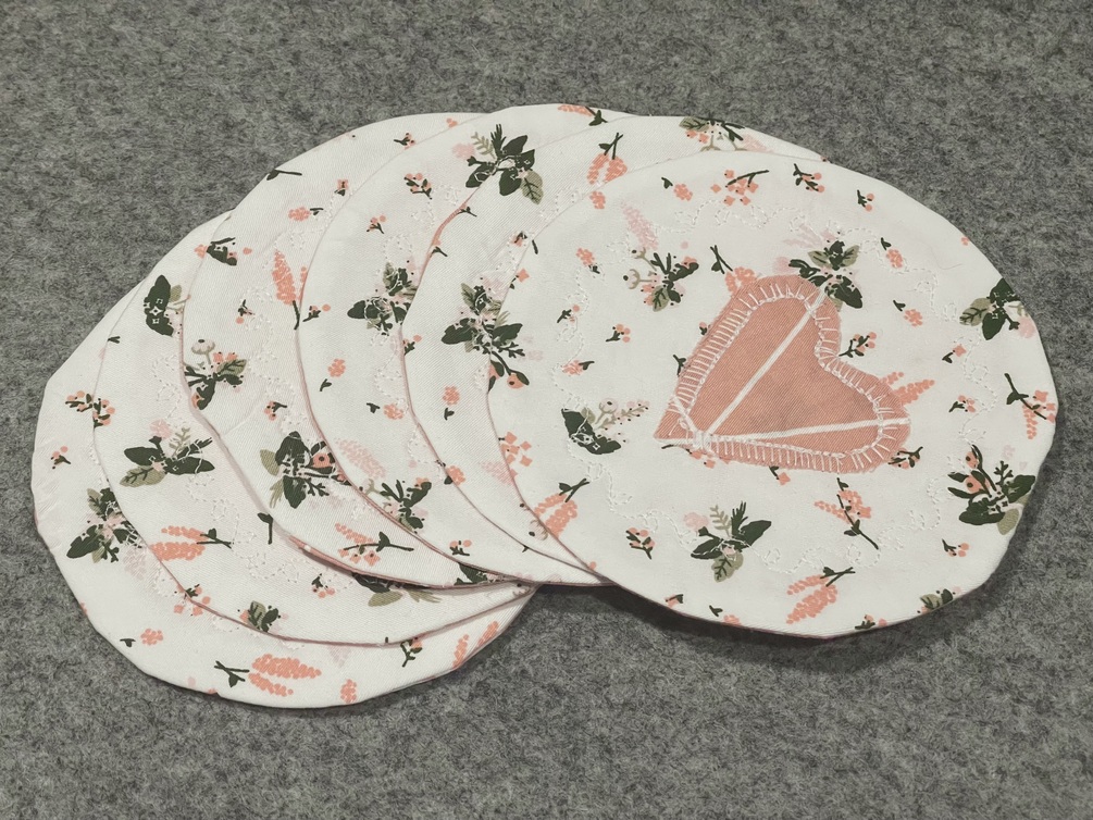 Quilty cozy heart coaster ditsy floral