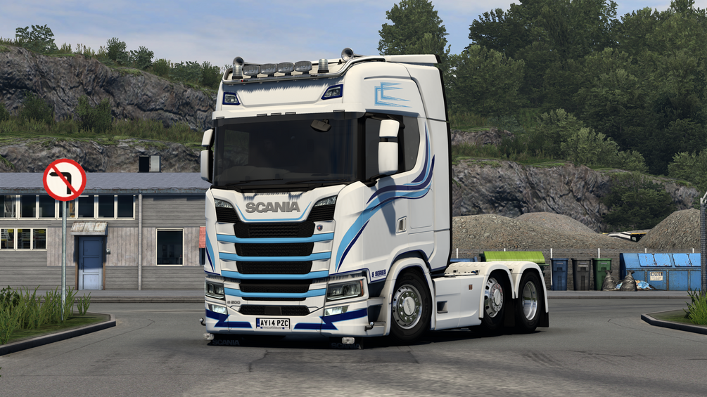 ETS2 Scania s white and blue skin