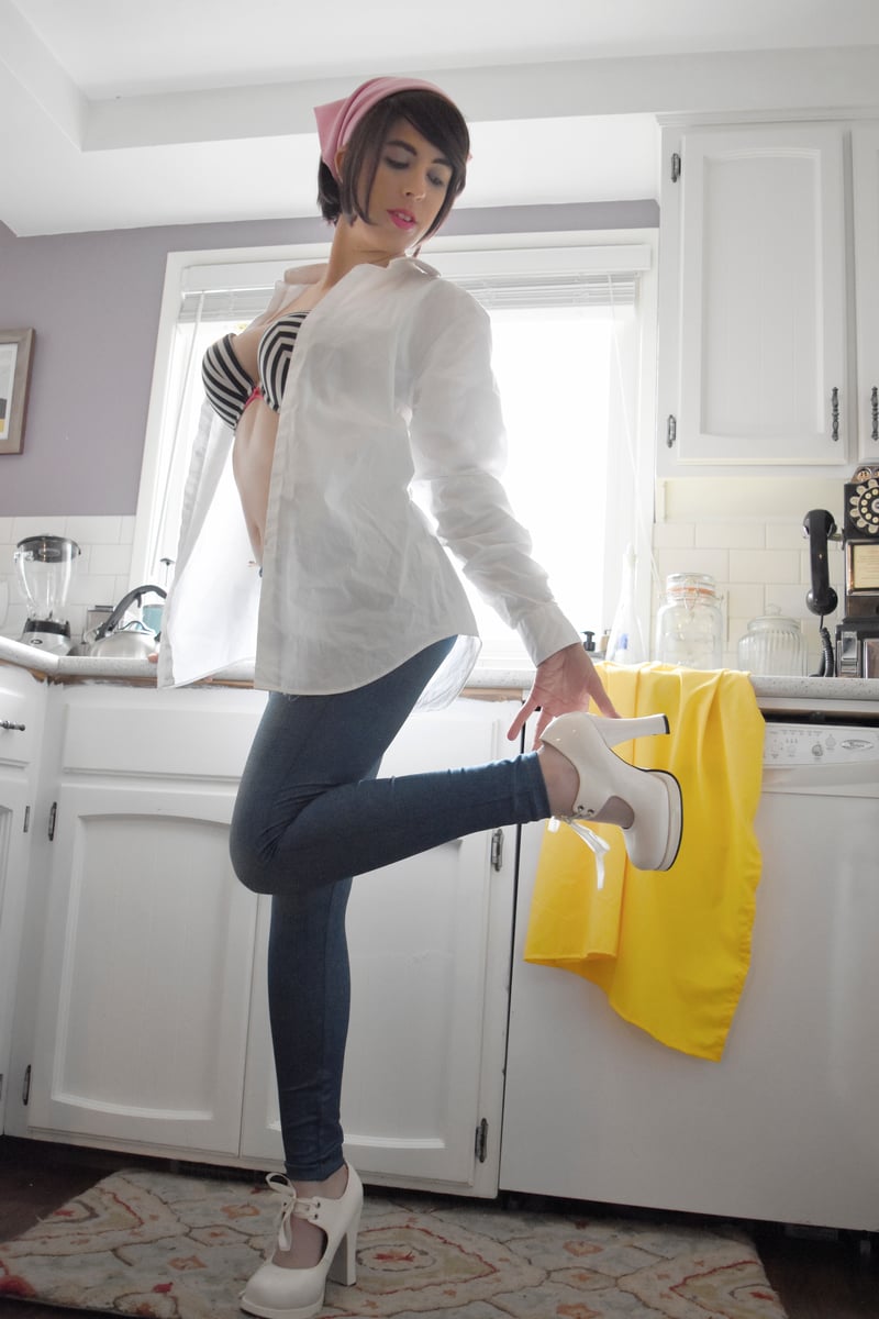 "Mama Will Fix It" Photo Set