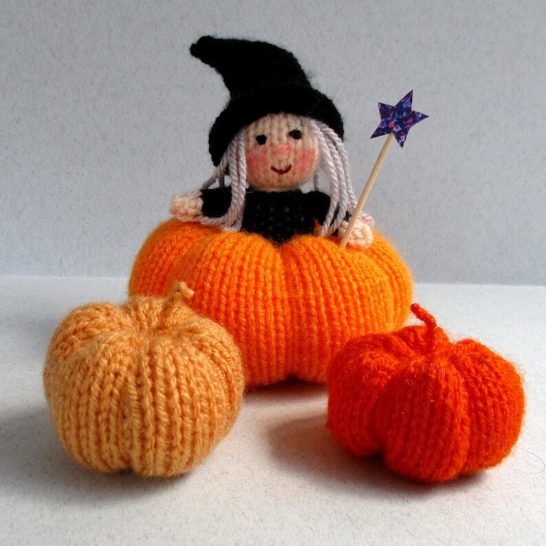Halloween Witch and Pumpkin Pattern