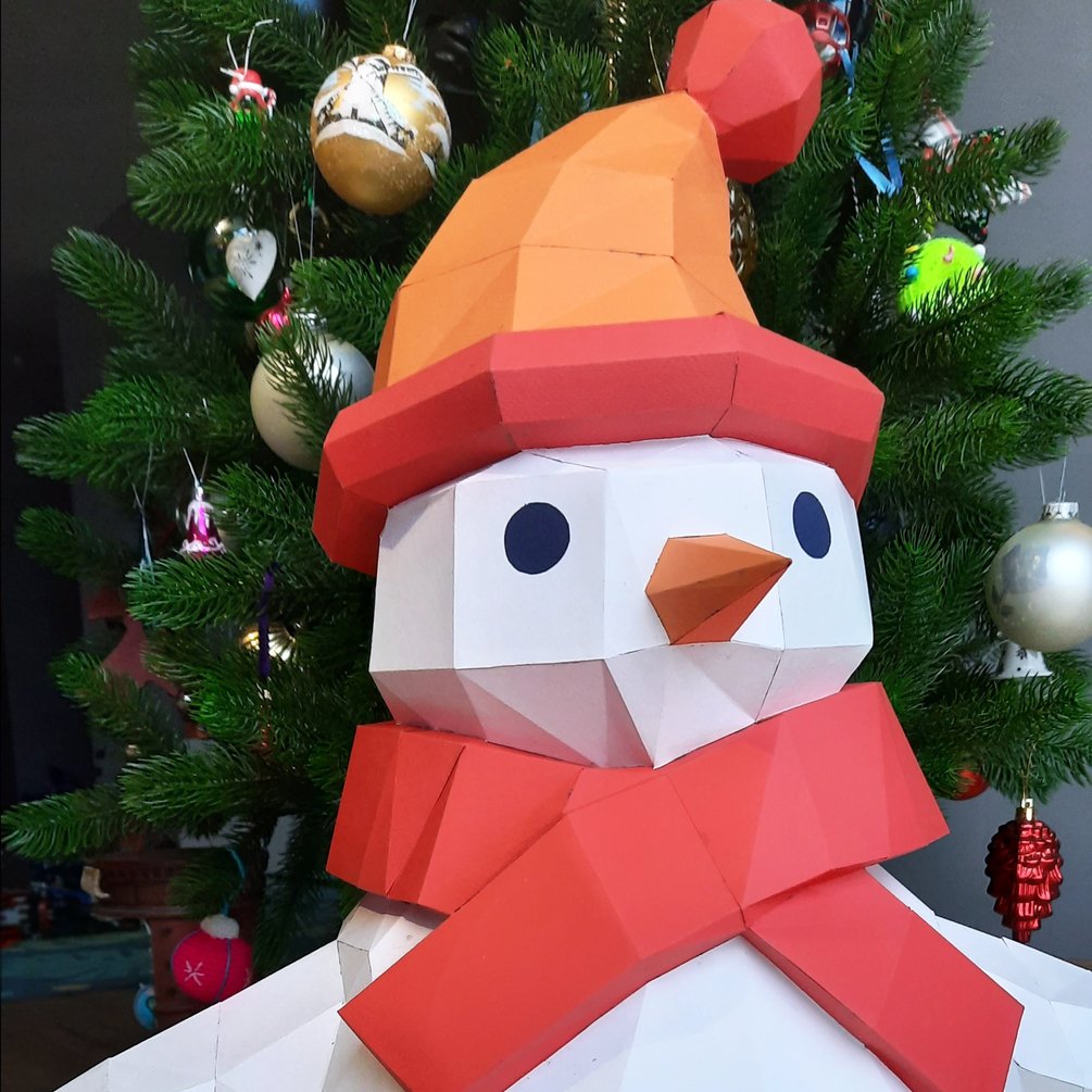 Christmas Holiday decor, Low poly Papercraft Snowman, DIY sculpture ...