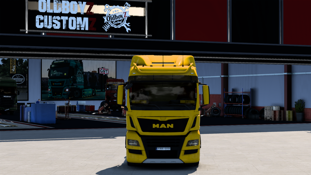 ETS2 - Madster MAN E6 2018 + SCS MAN TGX HUN LED strip & nameplate