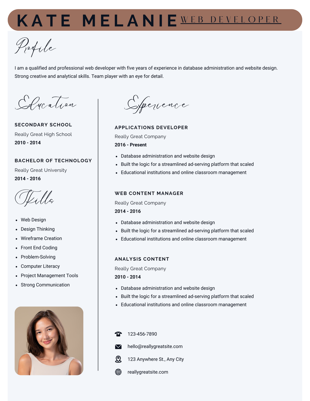 Soft Modern Resume for Women.