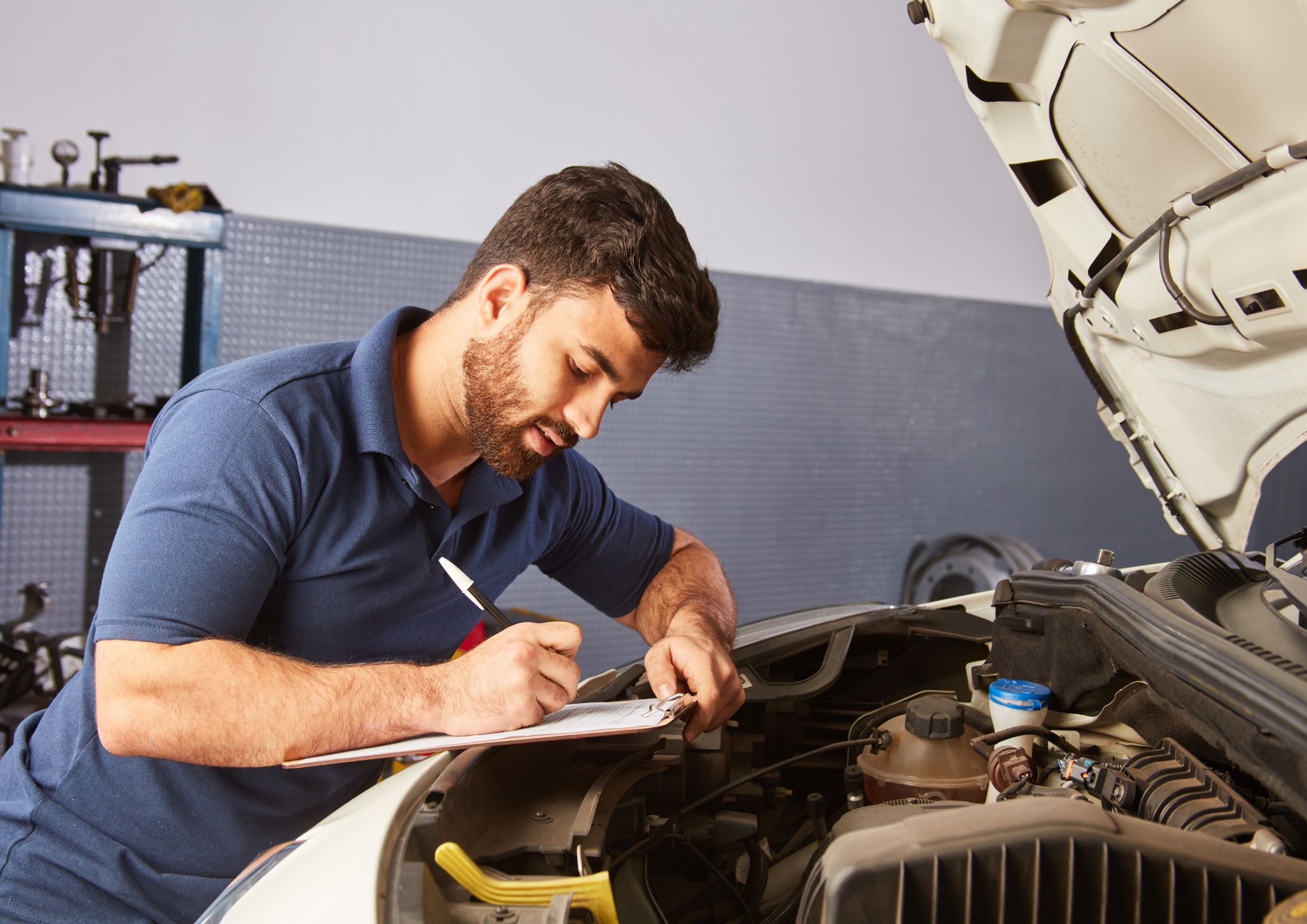 find local car dealer