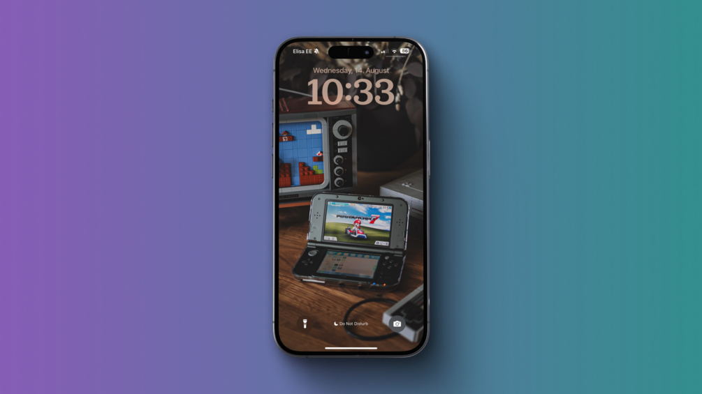 Pixel Nostalgia (iPhone Wallpaper)