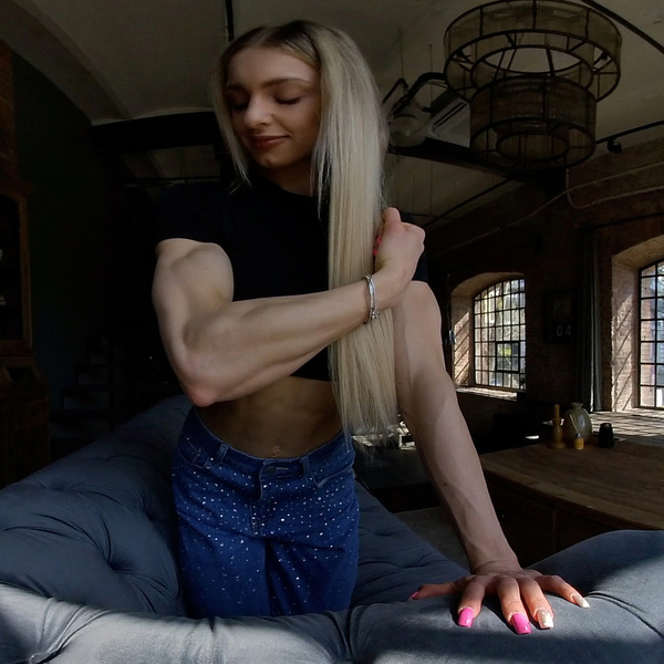 Ivett Studio 2025 VR Videos 01-05 Bundle