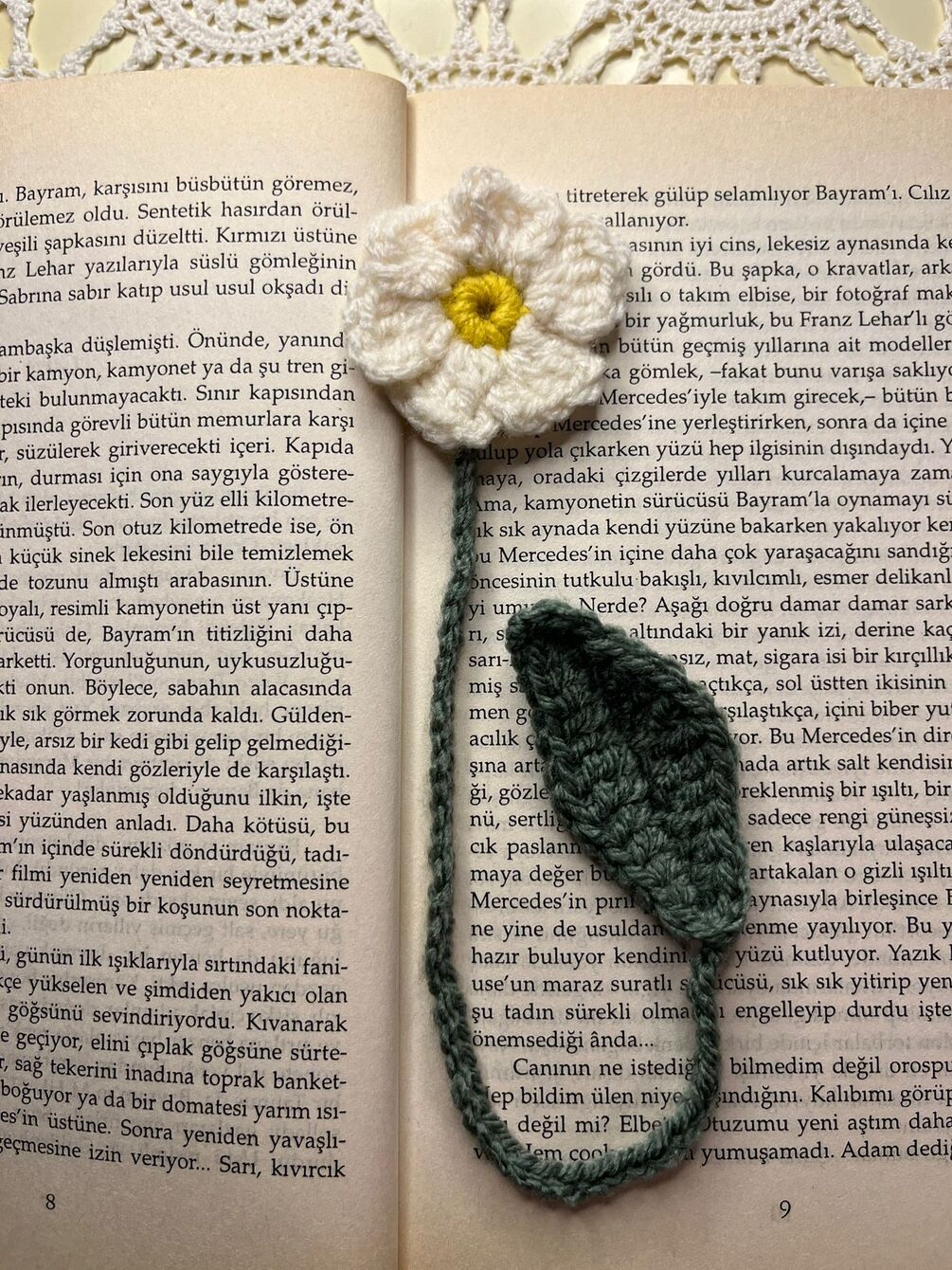 Crochet Flower Bookmark Pattern