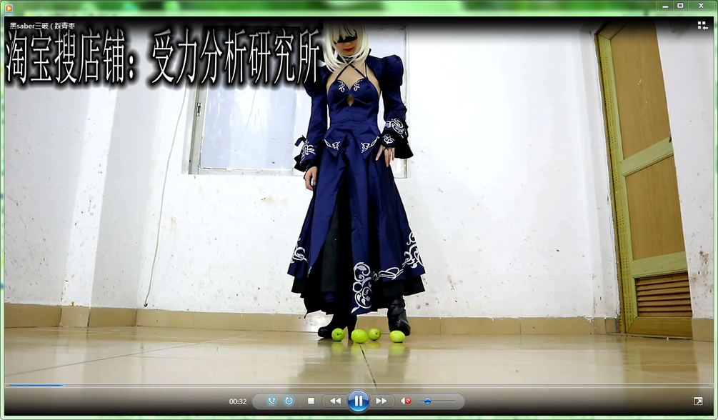 Chinese girl wear cosplay boots crush Black saber（Third form）