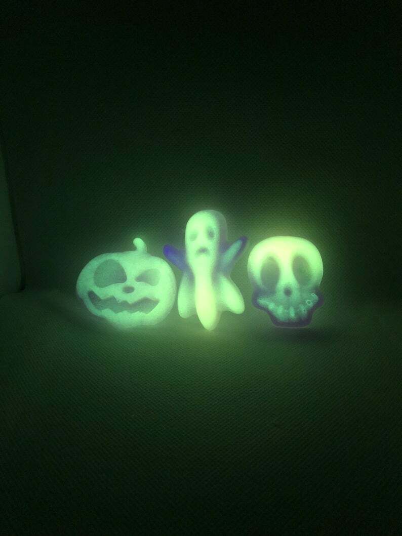 Halloween Glow-in-the-dark Set- Skull - Jack-o-lantern - Ghost - Resin ...