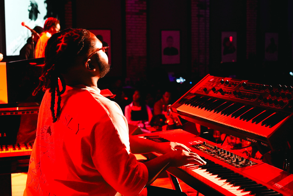 Jazzittarius with Kudda + Friends