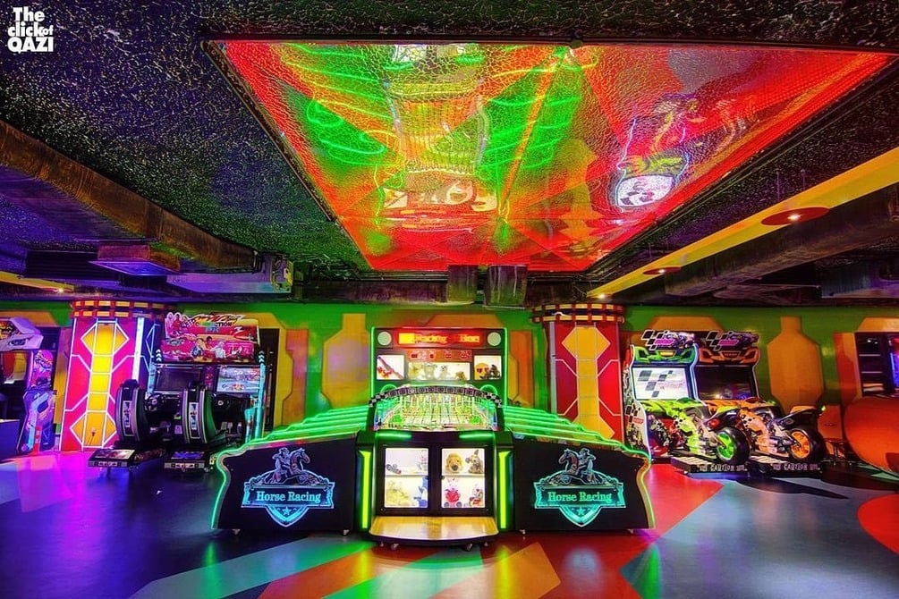 Playdium Avenue Mall | Playdium Bowling