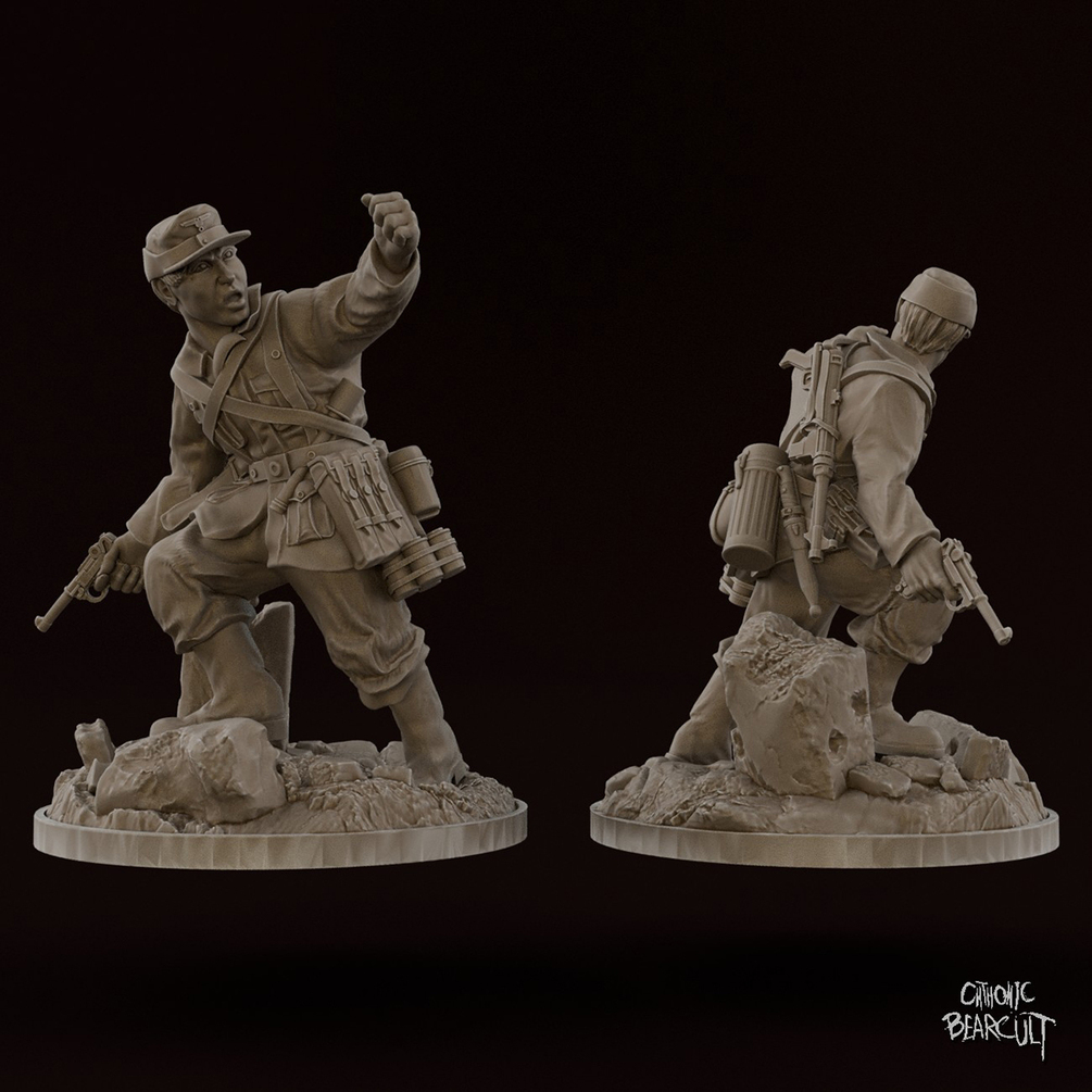 German NCO with a Scenic Base