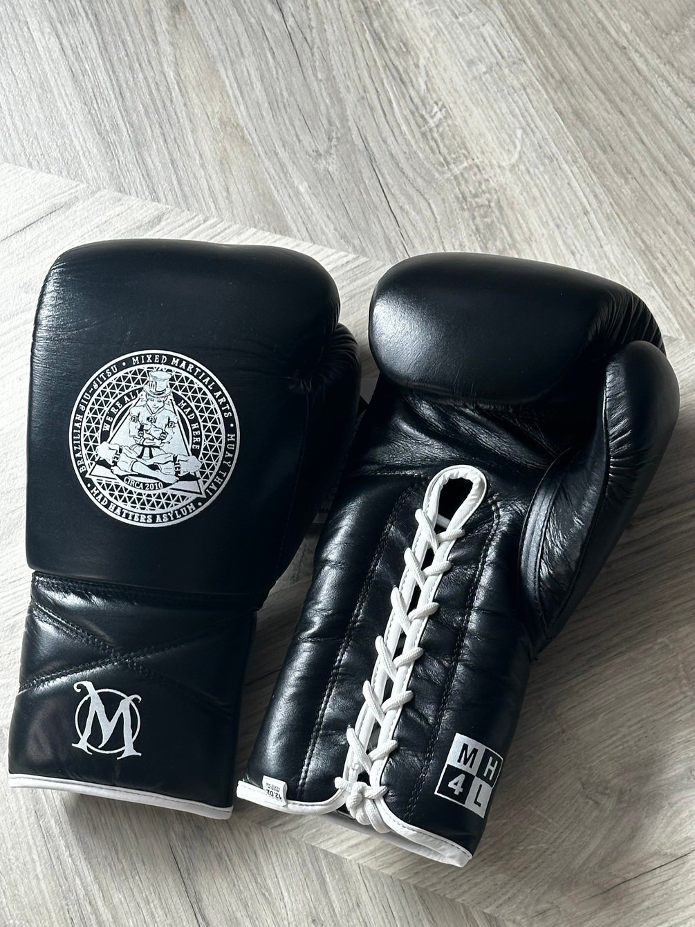 Madhatters 12oz boxing/sparring gloves