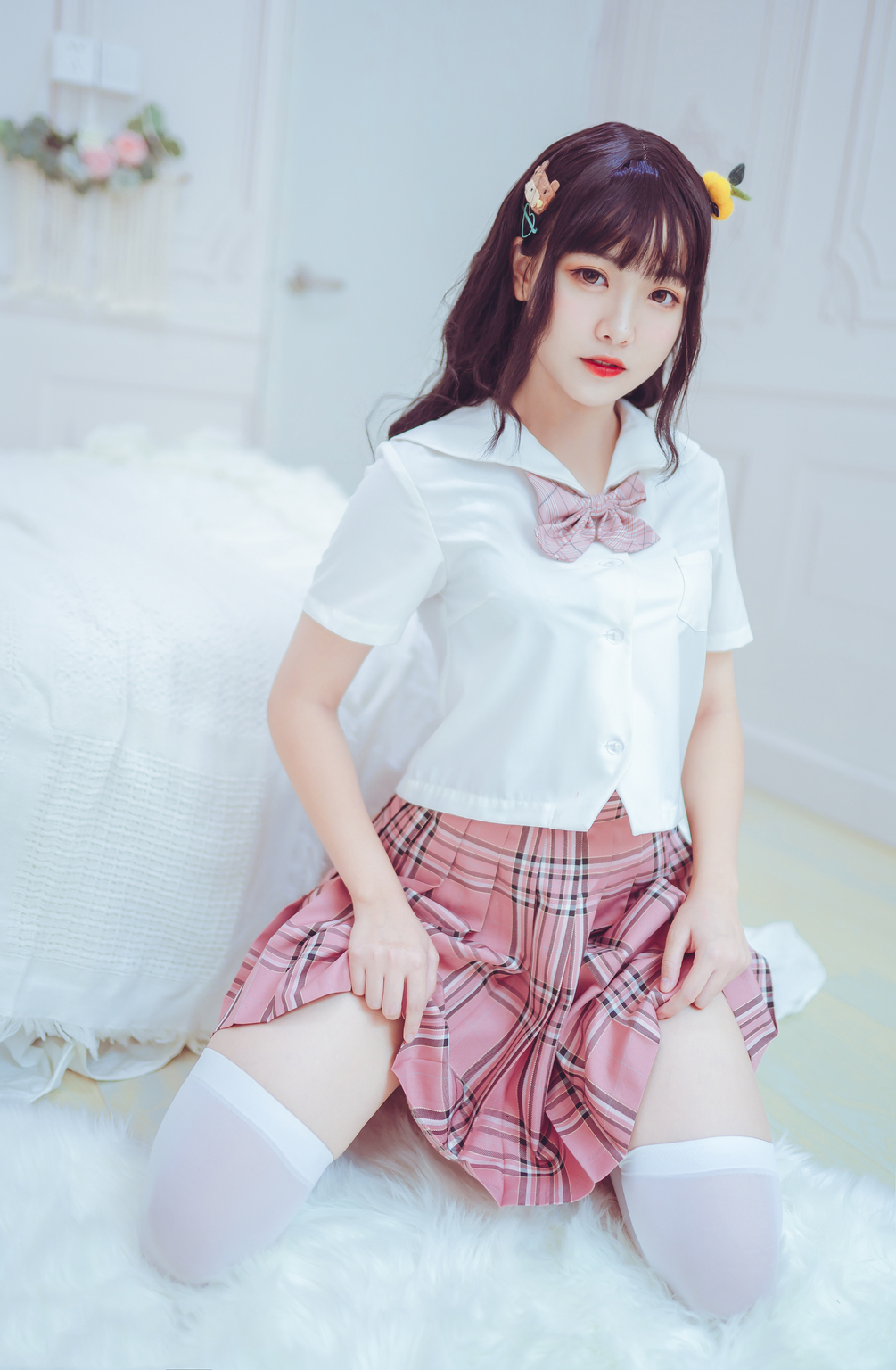 mtcos vol.1 - asian girl with white stockings and mini skirt!
