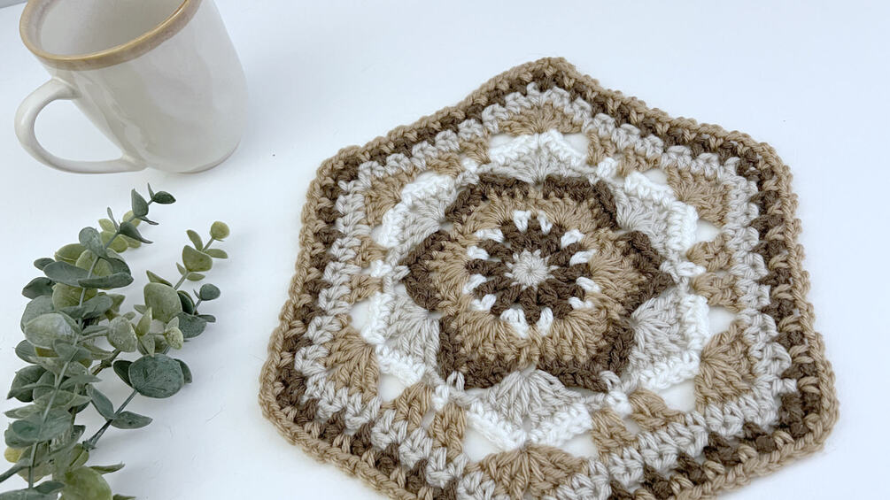 Rosalie Granny Square PDF Pattern with Symbol Charts ~ Square Only