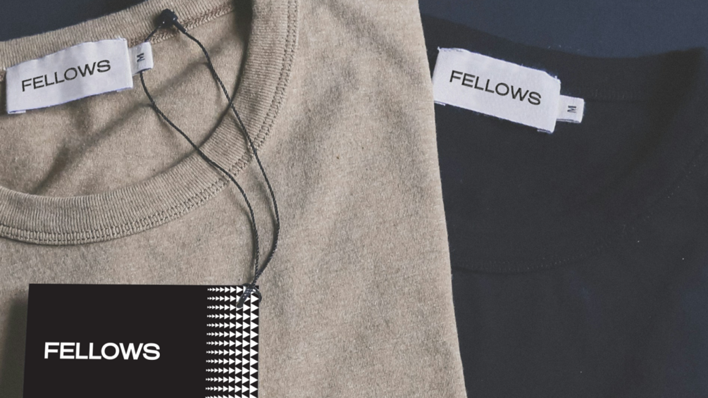 Logo tag and label on T-shirt Mockup [FELLOWS]