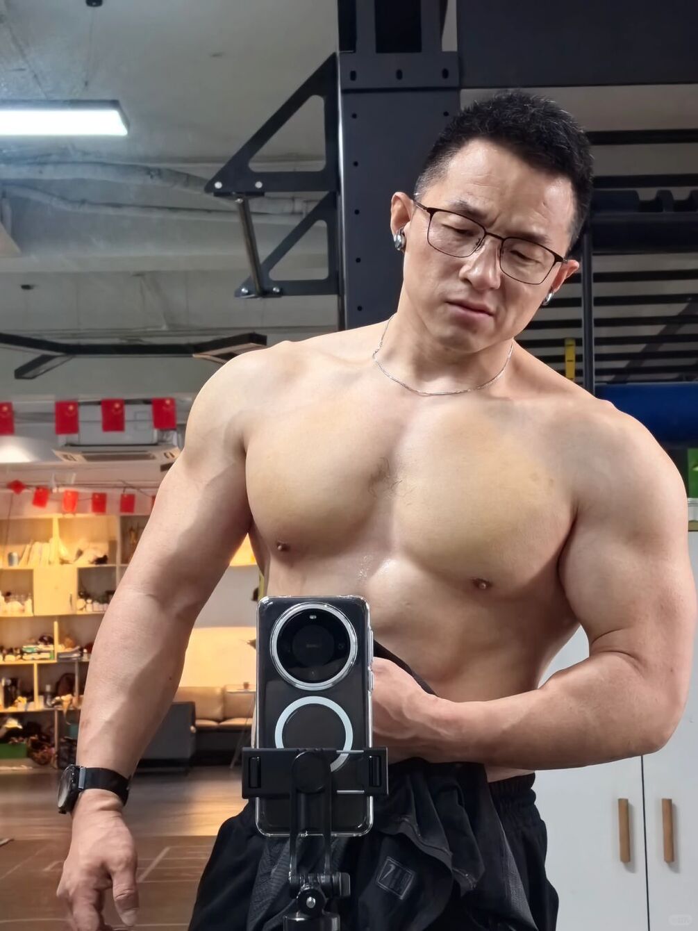 Chinese Muscle Men Pics 07- Storm Jiang