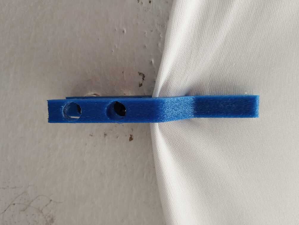 Crococlip – Crocodile/Alligator-Shaped Wall Clip (3D Printable STL) 🐊