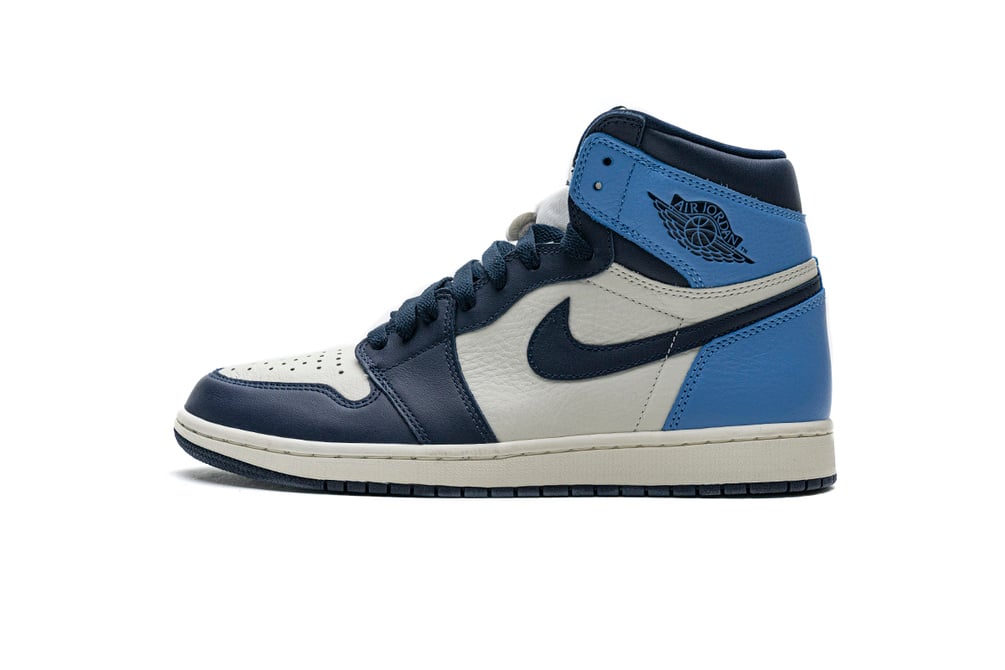 Air Jordan 1 High "Obsidian"