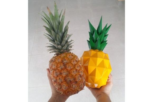 3D Papercraft Pineapple