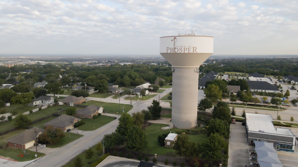 Prosper Water Tower, South Face, Circle Around