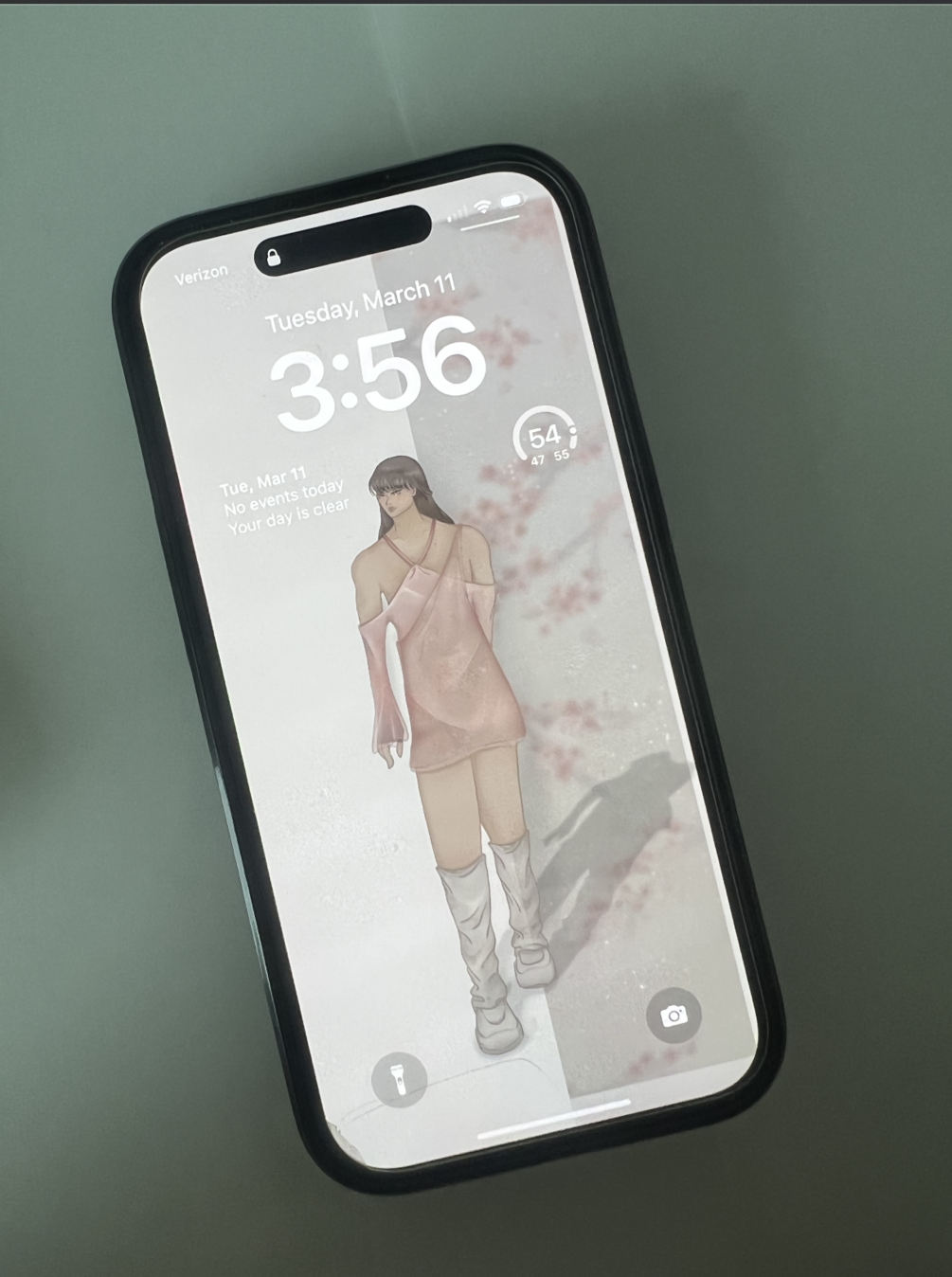 Sakura Lock Screen Wallpaper (iPhone 14 and 15, 14/15 Pro)