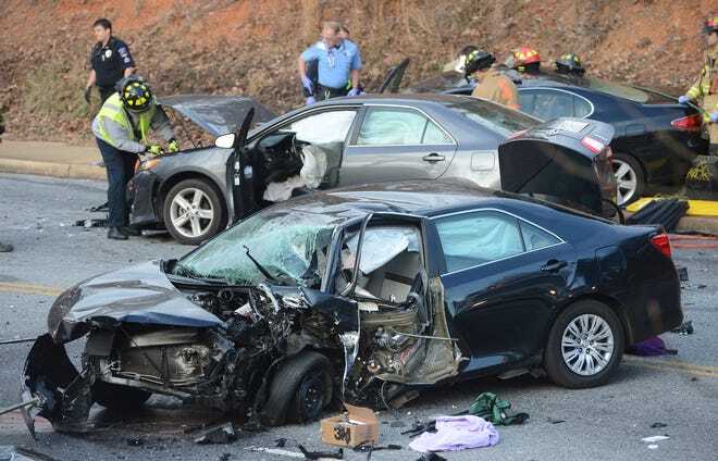 Crash Survivor Kit: Your complete crash recovery organizer.