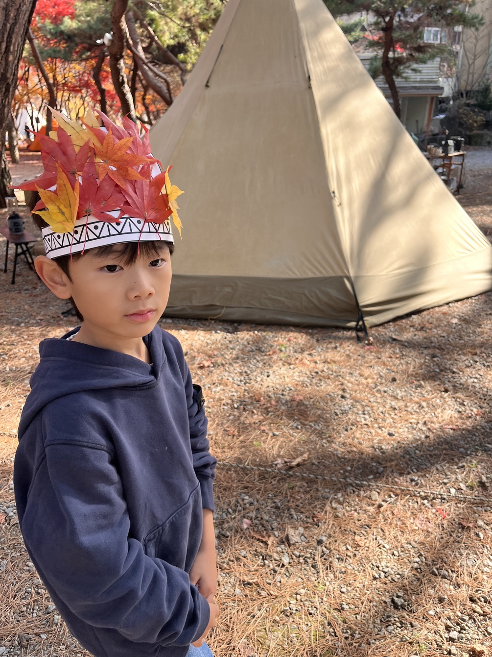 Fall Leaf Hat Craft with Fall Leaves - Printable PDF