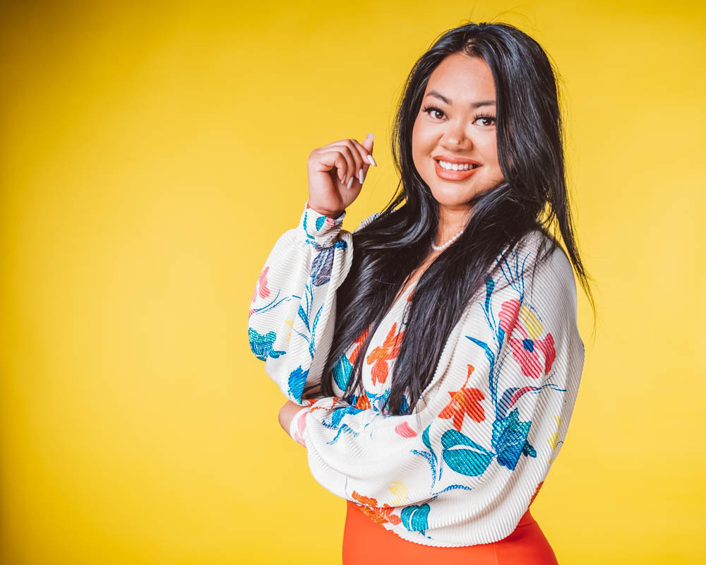 Lashes to Business: The Non-Entrepreneur's Step-by-Step Guide to ...