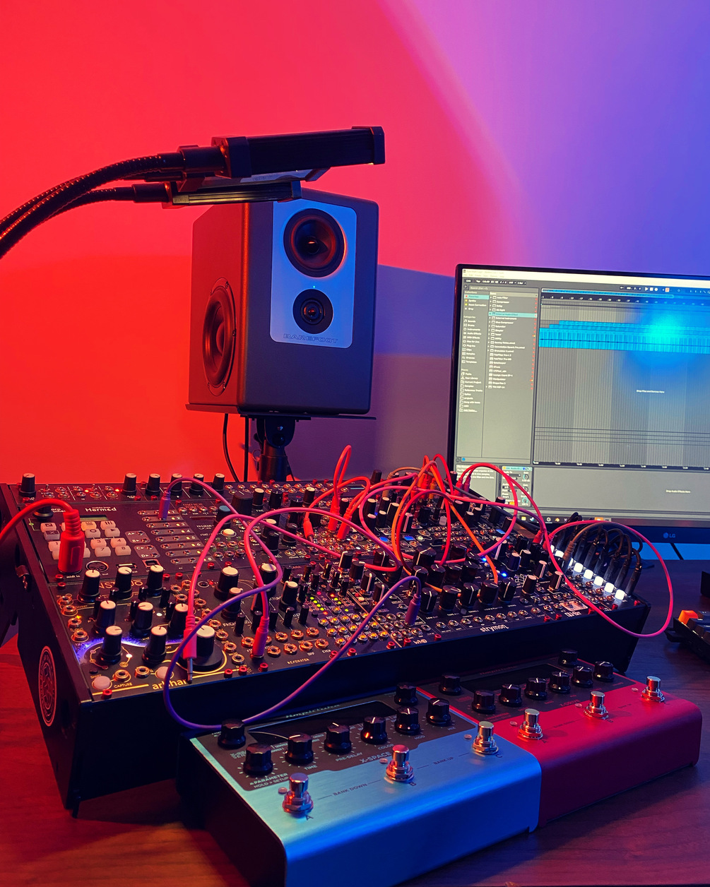 [FREE] 88 Modular Saw Samples