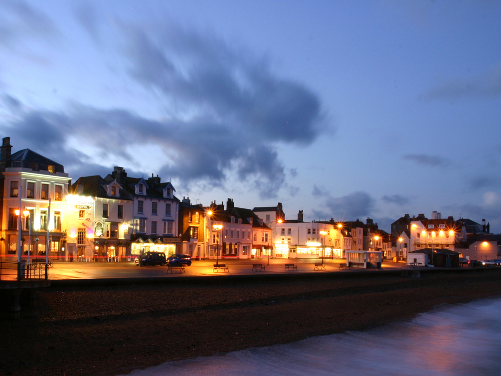 Deal Seafront at night