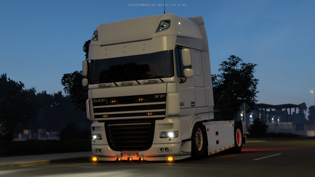 Spoiler daf 105 with sidelight orange + talmu
