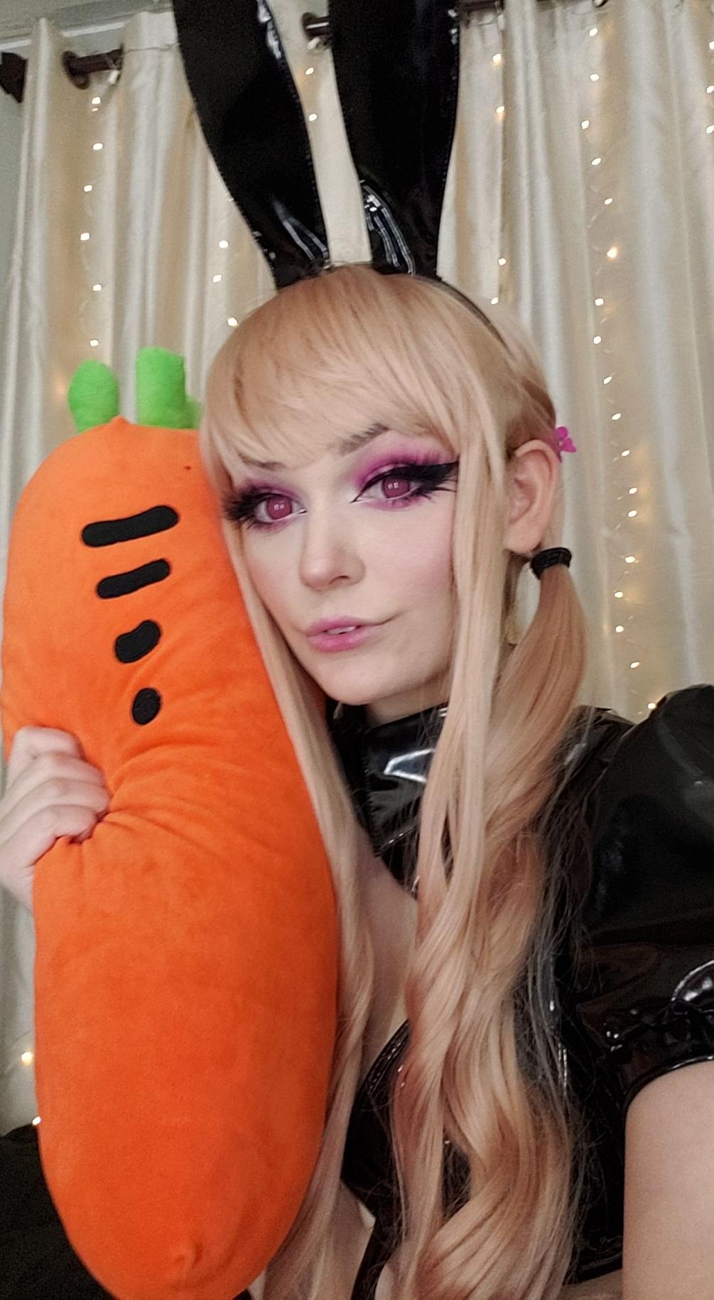 Cyber Bunny Photo Set (18+)