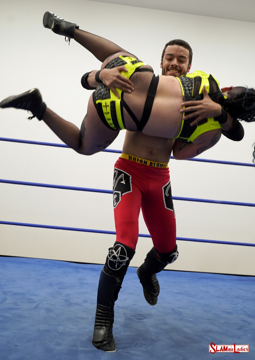 SLAMpeg 5349: Amber Nova & Gina Sais Quoi vs Brian Atomic & Chasyn Rance