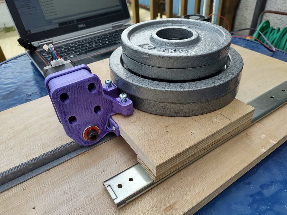 STL files for 3d printed Nema 17 rack and pinion drive