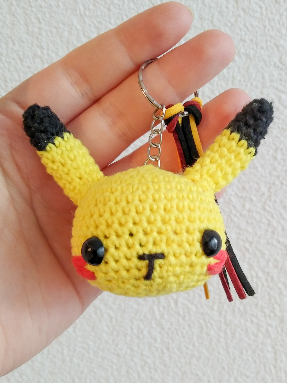 Amigurumi Pikachu keychain