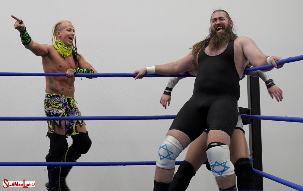 SLAMpeg 5024: Chelsea Durden & Dani Mo vs Facade & Samson